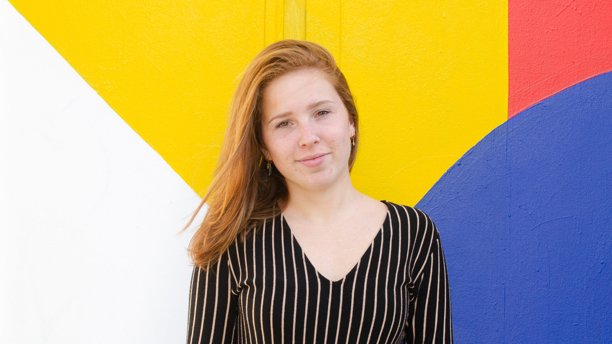 Eenzaamheid staat centraal in de afstudeerfilm van Manon: ‘Ik wil het ...